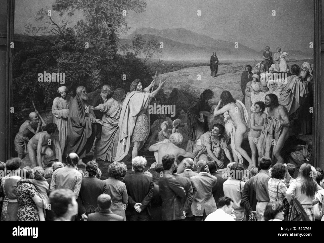 The State Tretyakov Gallery visitors at Alexander Ivanov s painting ...