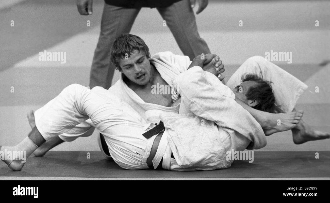 World judo champion Nikolai Solodukhin left in a bout Stock Photo - Alamy
