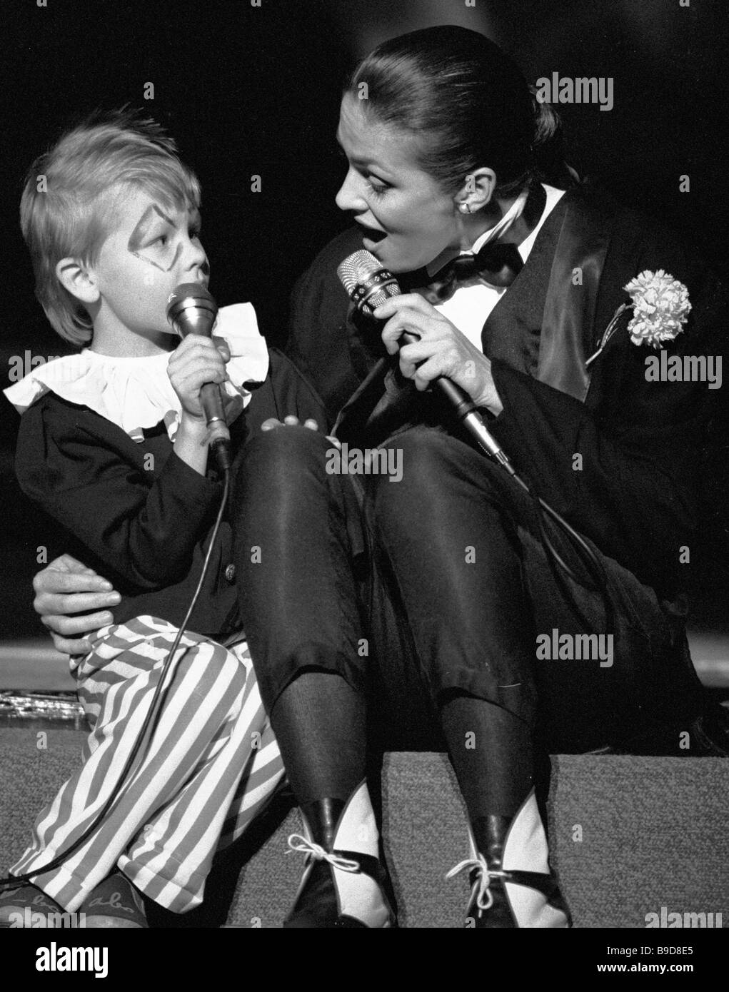 Pop singer Laima Vaikule and a solo performer of the Little Cuckoo ...