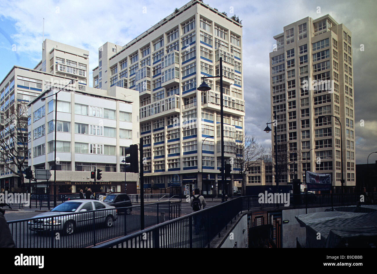 Elephant and Castle, Metro Central Heights, with new building Stock ...