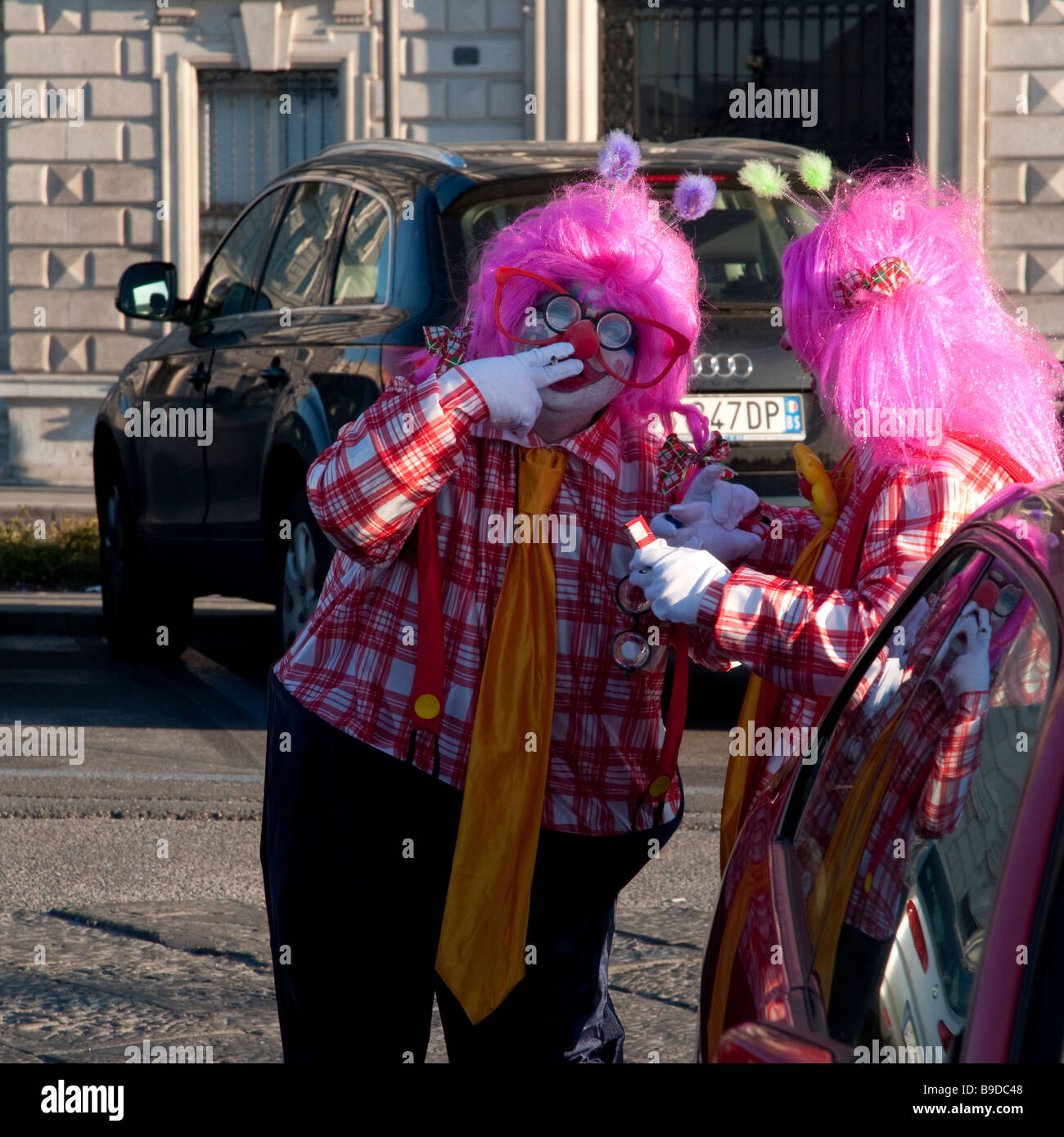 Drunk clowns hi-res stock photography and images - Alamy