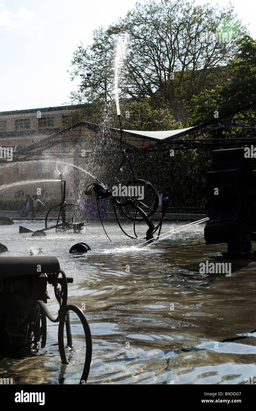 Jean Tinguely fountain carnival fountain Theaterplatz Basel Canton ...