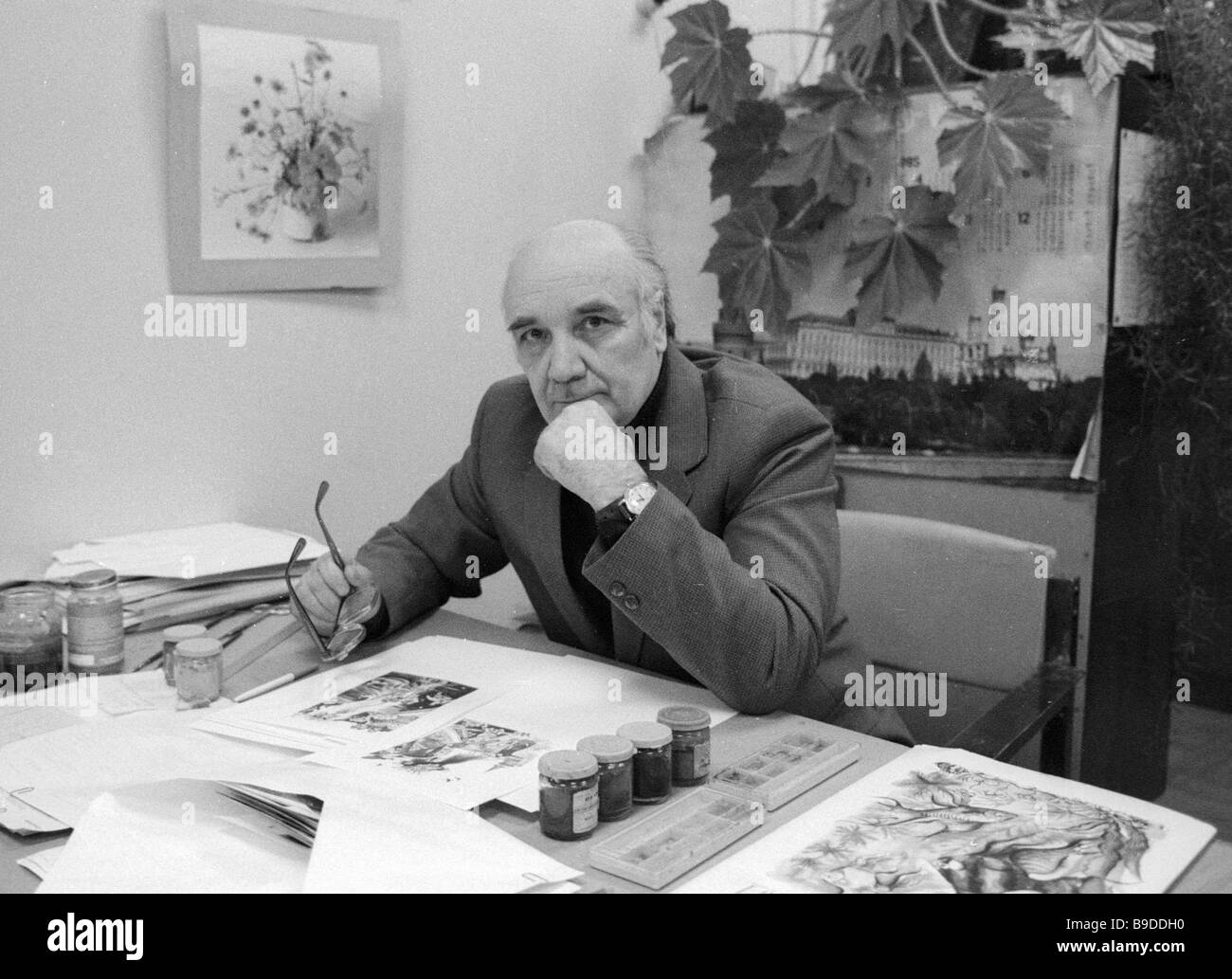 Artist Robert Avotin Stock Photo - Alamy