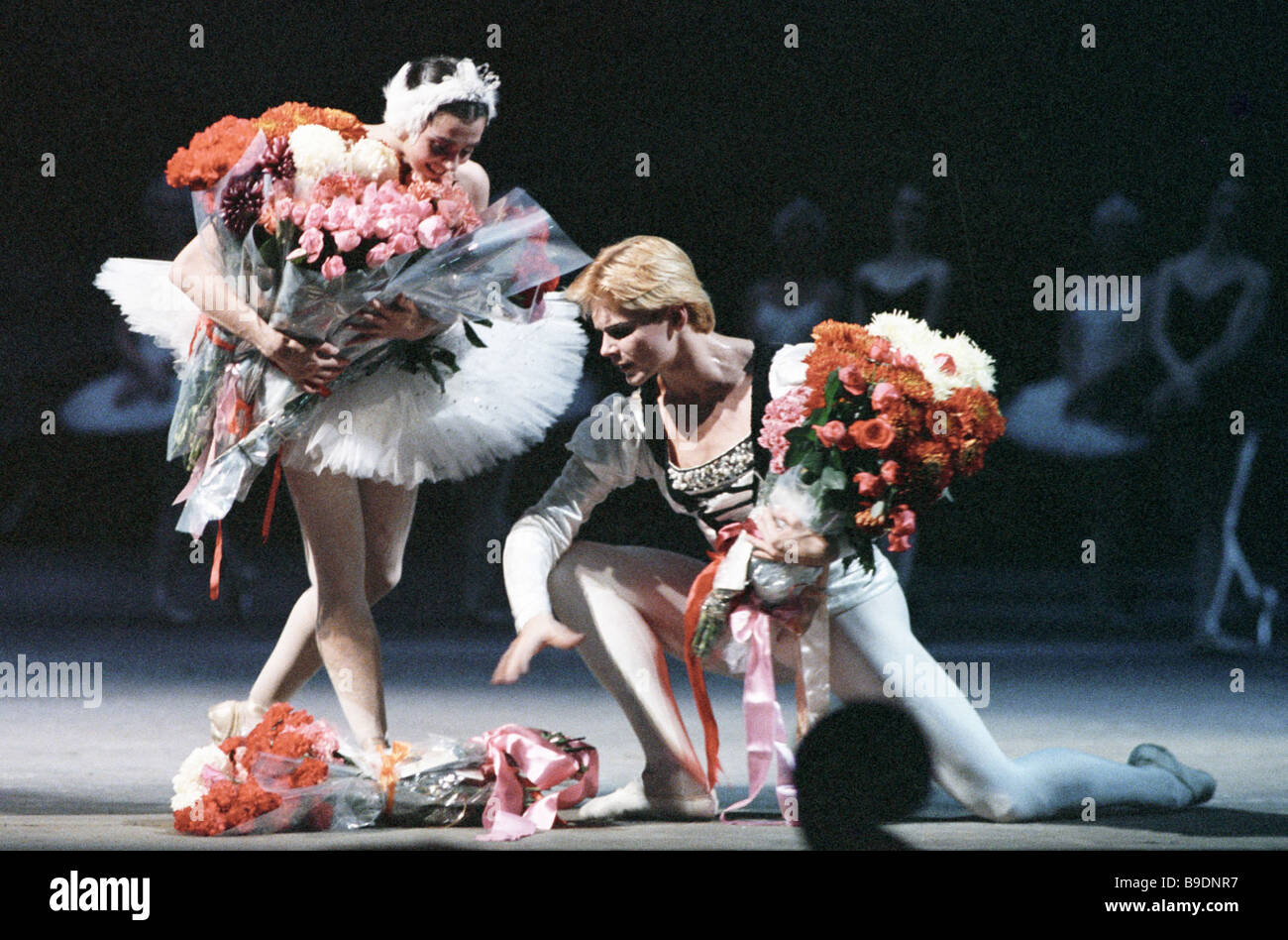 Merited artists of the RSFSR ballet soloists Nina Ananiashvili and ...