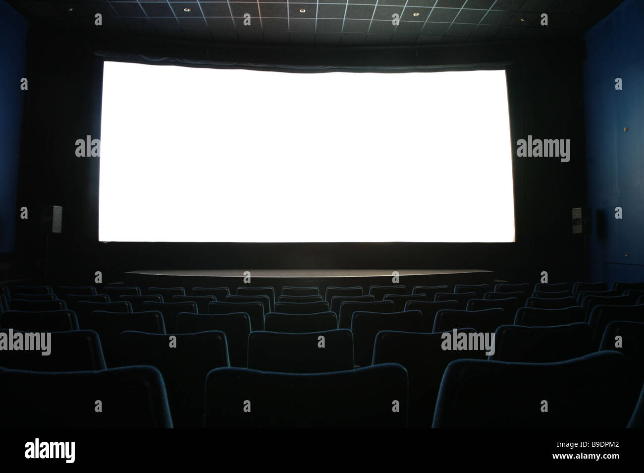 screen in dark cinema Stock Photo - Alamy