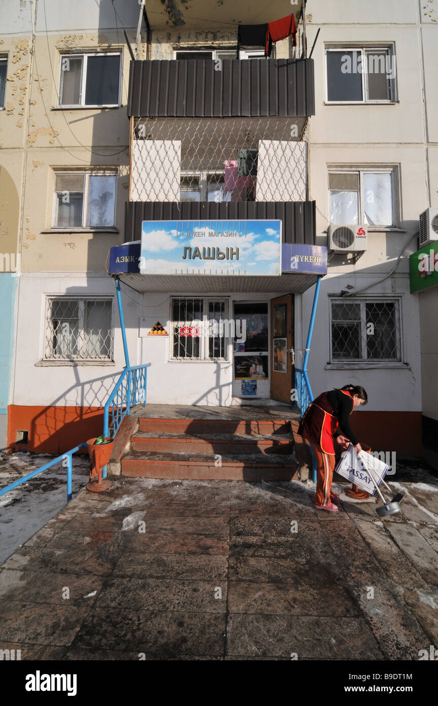 Winter street scenes in Atyrau, Western Kazakhstan Stock Photo - Alamy