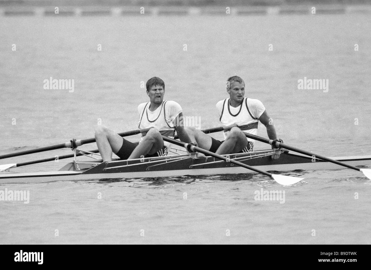 East Germany s Thomas Lange and Uwe Heppner canoe pair winners of the ...
