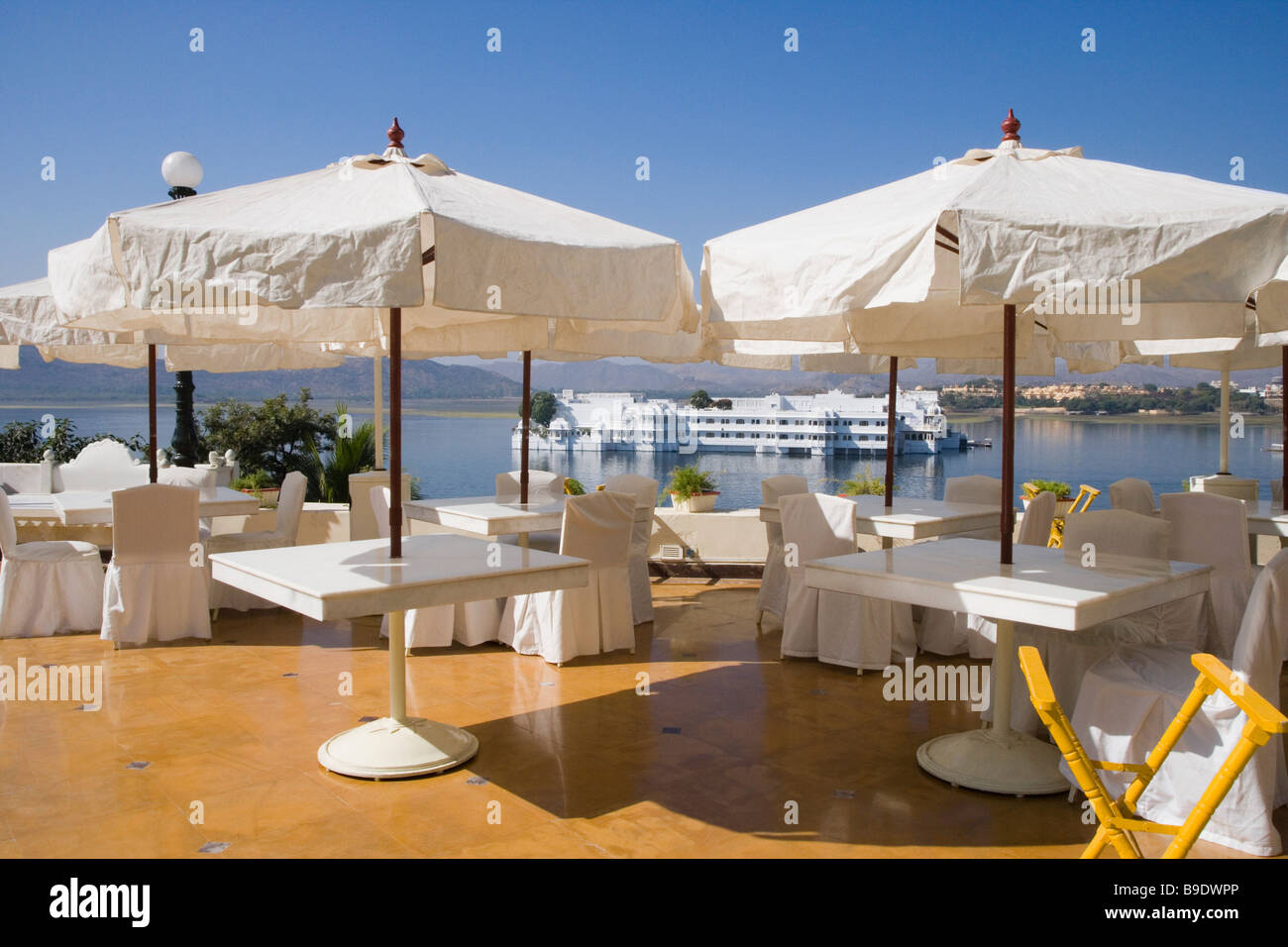 Restaurant at the lakeside, Lake Palace, Lake Pichola, Udaipur ...