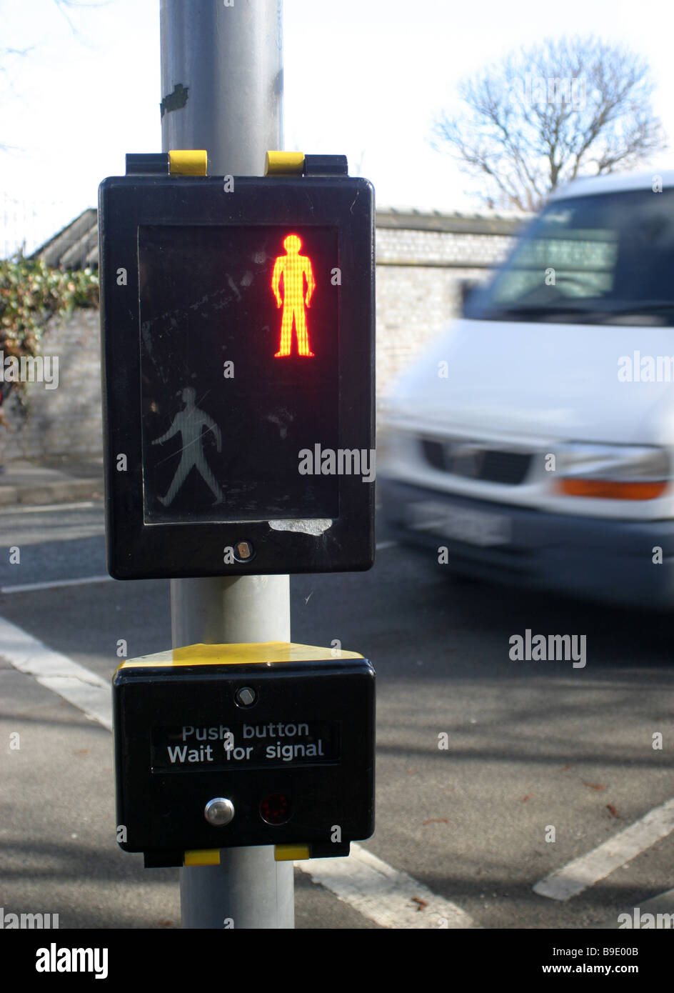 UK road crossing signals Stock Photo - Alamy