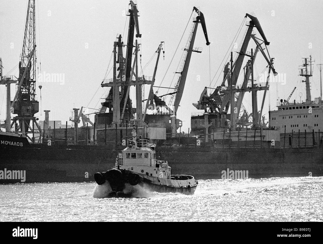 A view of pier in port of Dudinka Stock Photo - Alamy