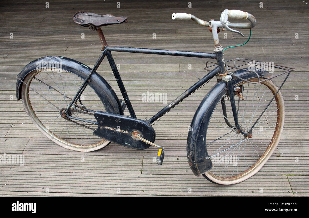 Cycle wheels hi-res stock photography and images - Alamy