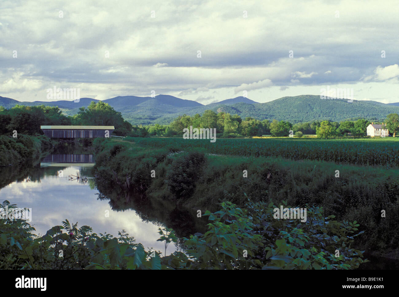 Gorham Covered Bridge on Otter Creek Stock Photo - Alamy