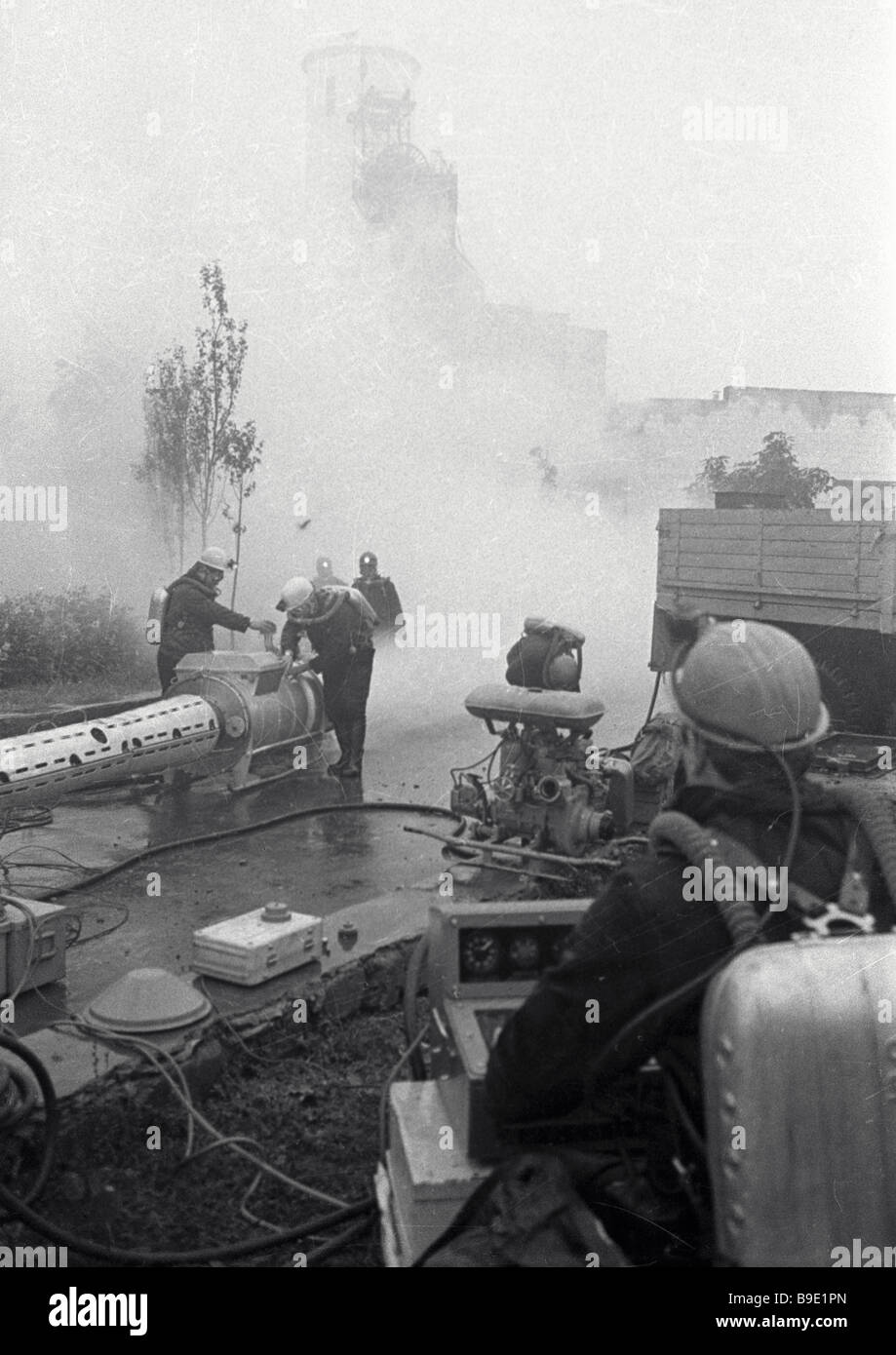 Mine rescue service conducting practice alert Stock Photo - Alamy