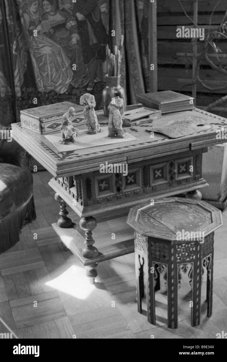 Studio in the Russian painter Ilya Repin s memorial house Stock Photo ...