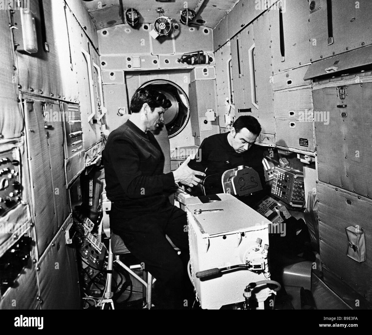 Crewmen of the Soyuz 17 spaceship commander Georgy Gubarev right and ...