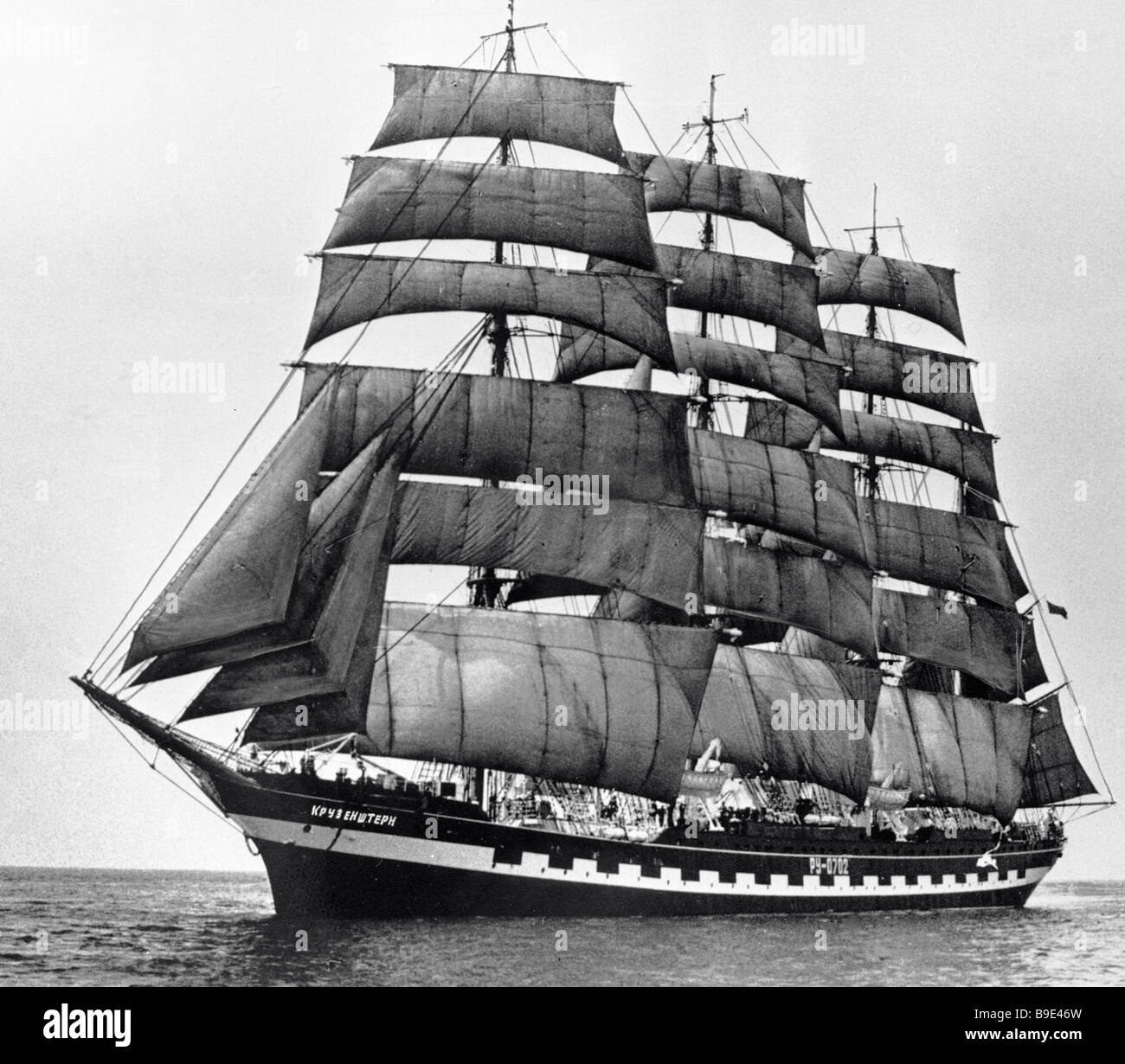 Kruzenshtern training sailing vessel Stock Photo - Alamy