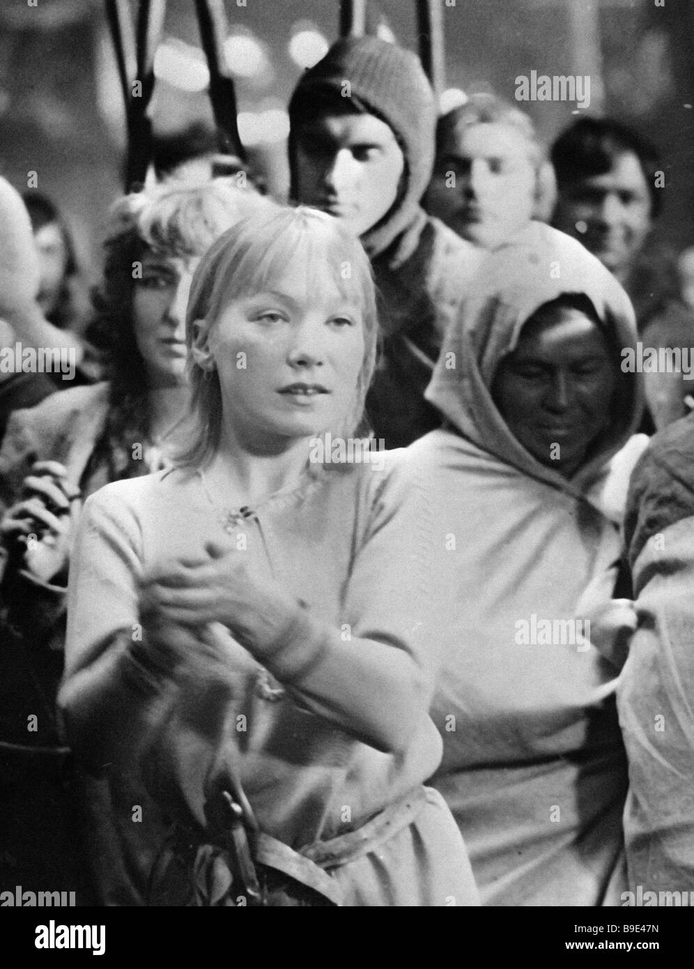 Actress Yelena Koreneva 2nd right as Anna Yaroslavna in Igor ...