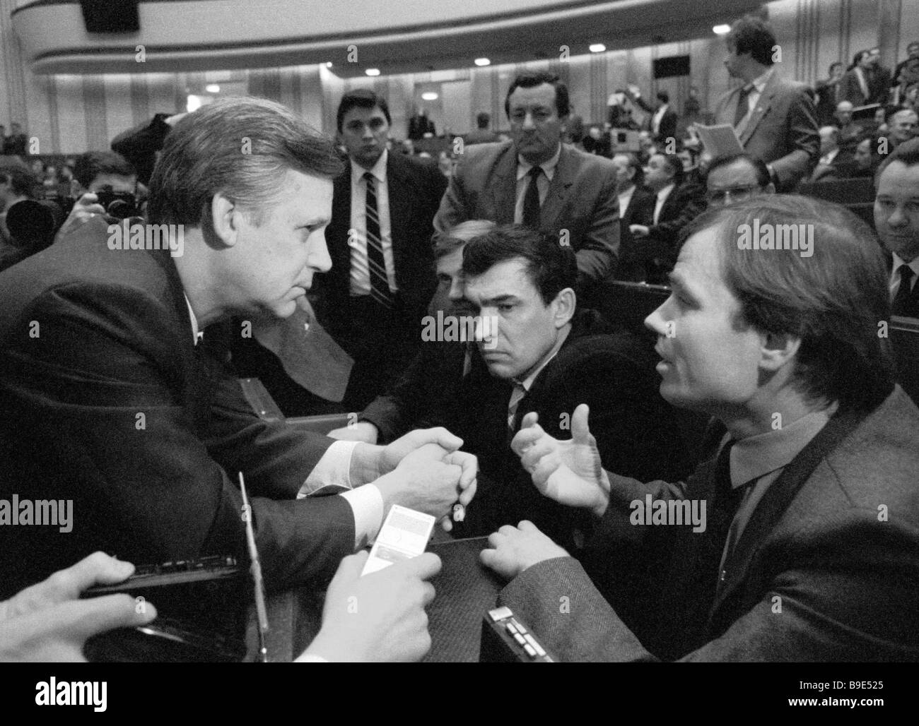 Nikolai Ryzhkov left Politburo member of the Soviet Communist Party ...