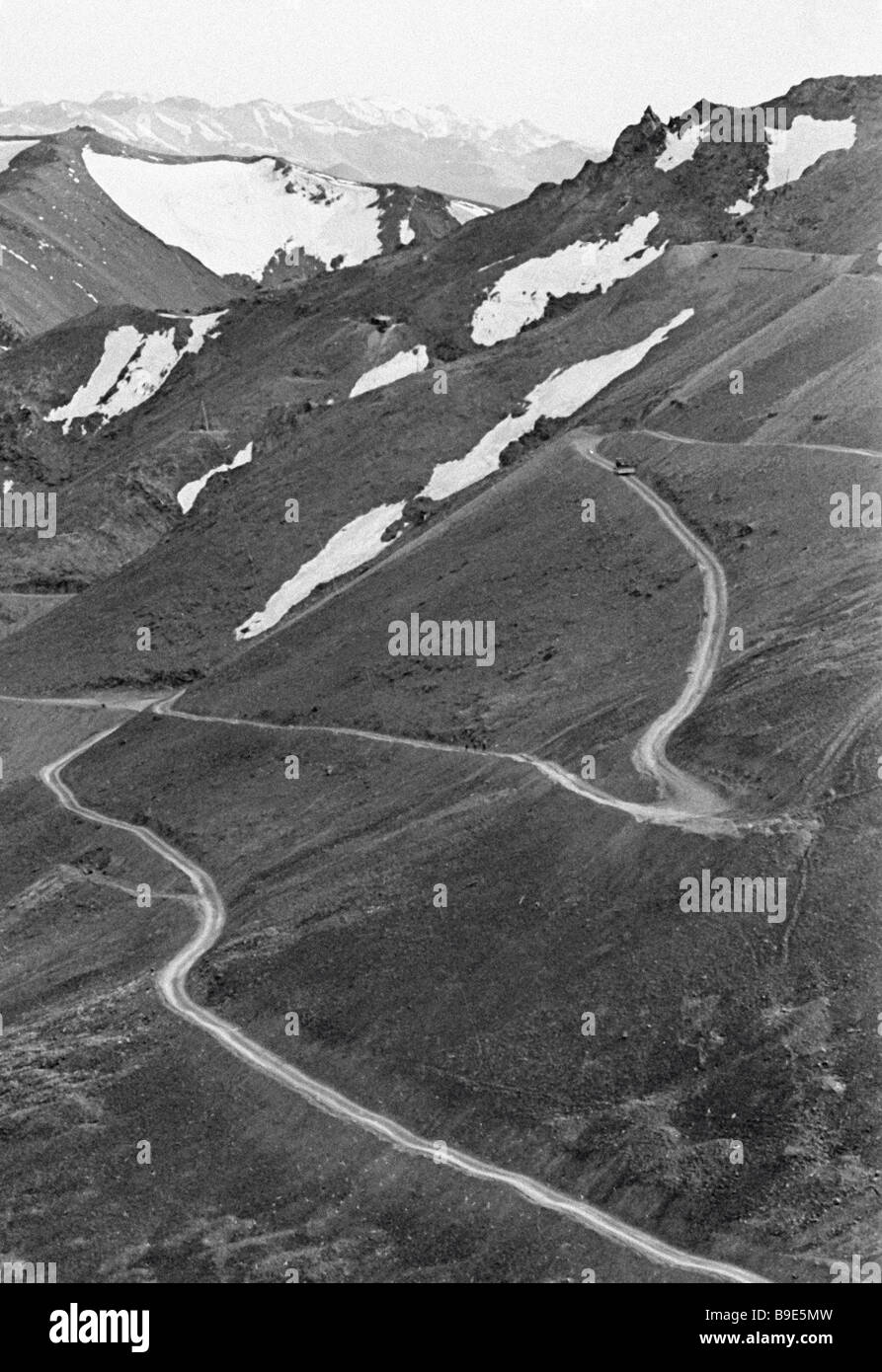 Pamir mountains at a height of 5 000 meters above the sea level Stock ...