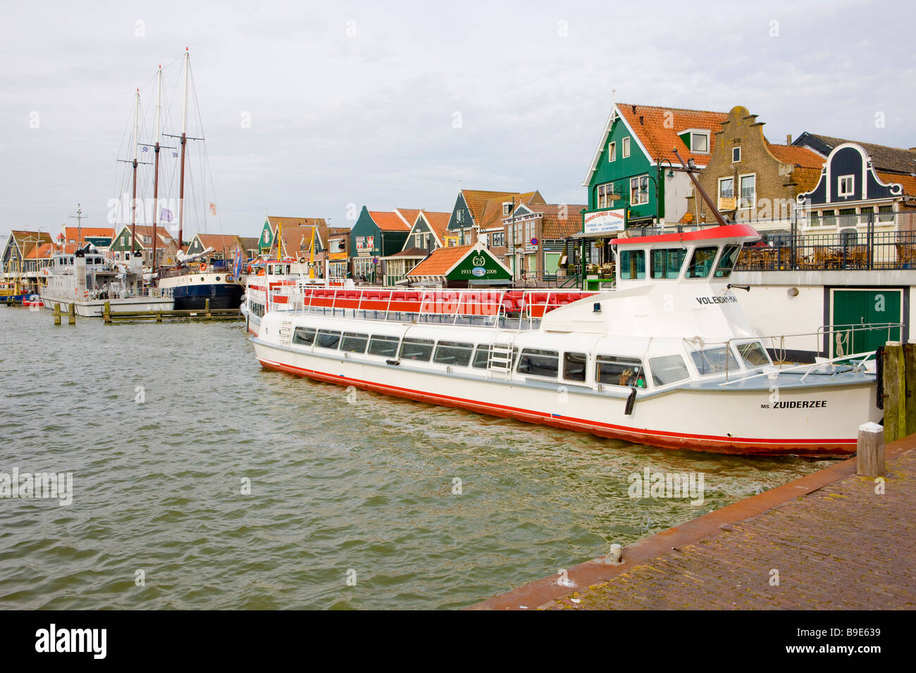 Harbor holland netherlands harbours hi-res stock photography and images ...
