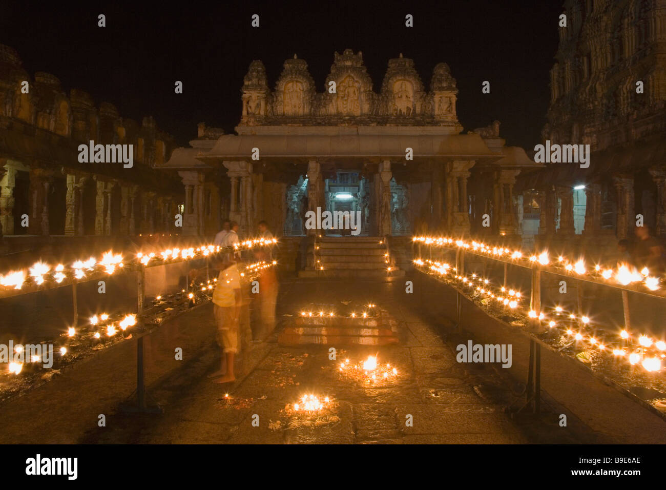 Old temple oil hi-res stock photography and images - Alamy