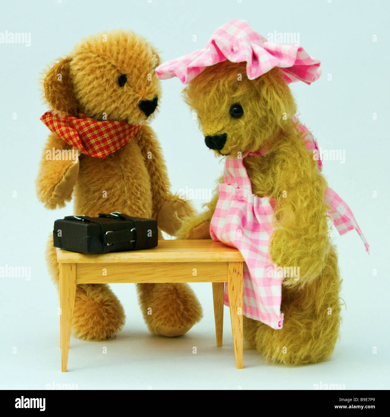 Sad pictures hi-res stock photography and images - Alamy