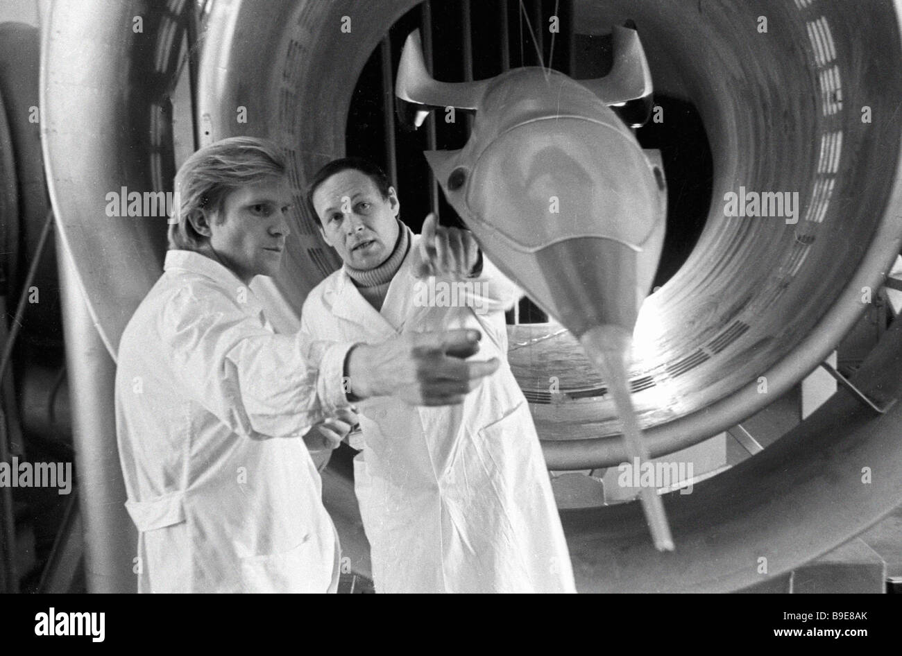 Students of the Kharkov Road Engineering Institute testing a car in the ...
