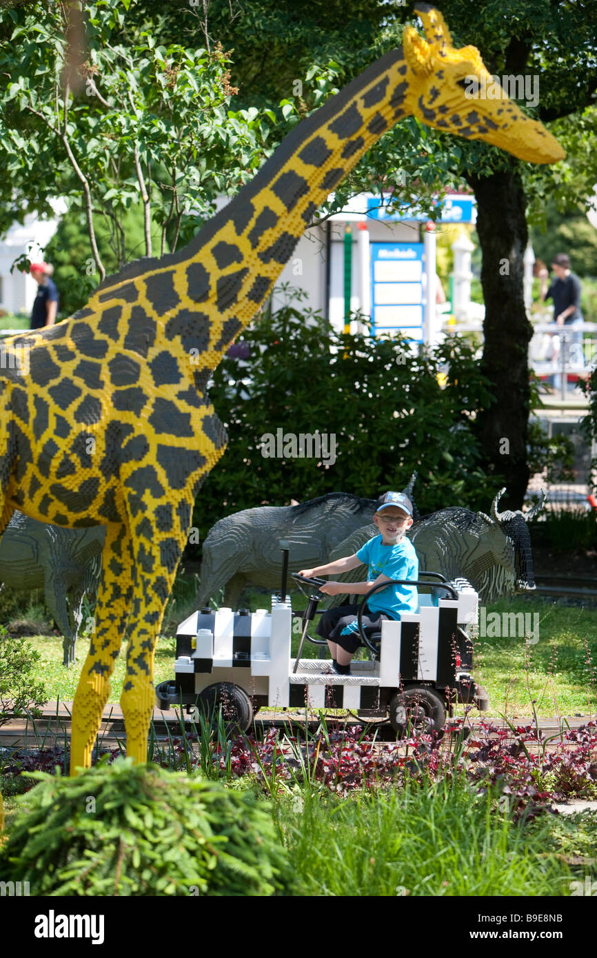 Lego zoo hi-res stock photography and images - Alamy