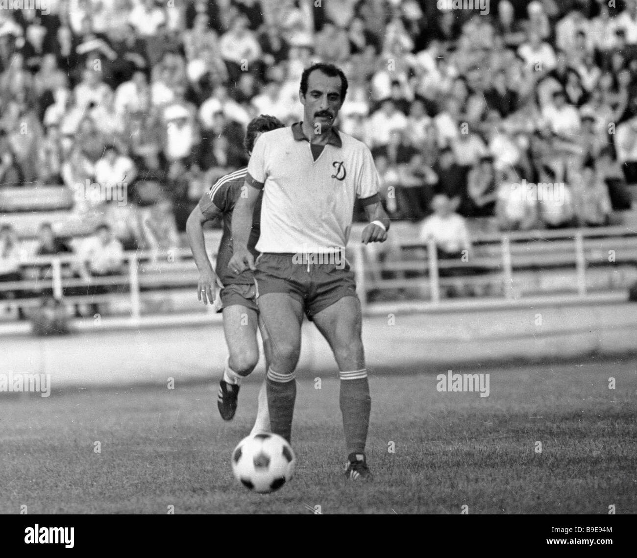Dinamo Tbilisi forward David Kipiani leads the ball Stock Photo - Alamy