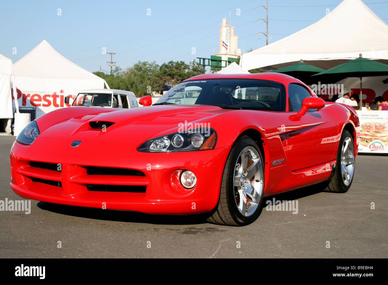 Dodge viper red sports car hi-res stock photography and images - Alamy