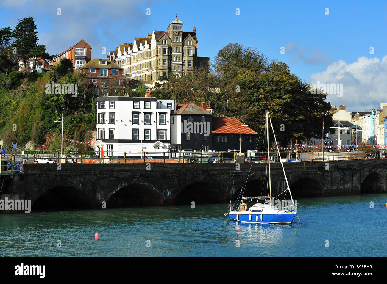 Folkestone kent harbour hi-res stock photography and images - Alamy
