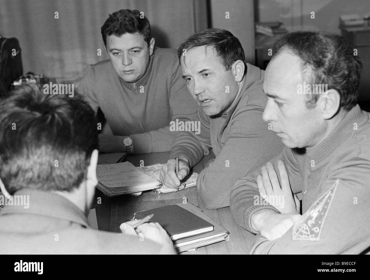 The Soyuz 11 spacecraft crew Left to right engineer Vladislav Volkov ...