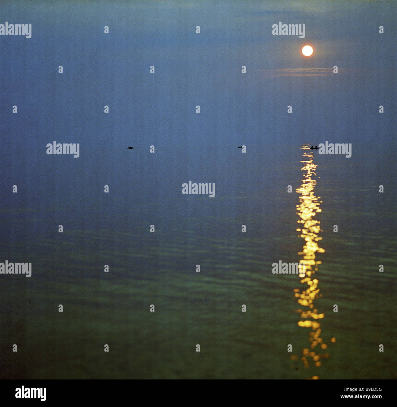 Sunset Gulf of Riga Stock Photo - Alamy