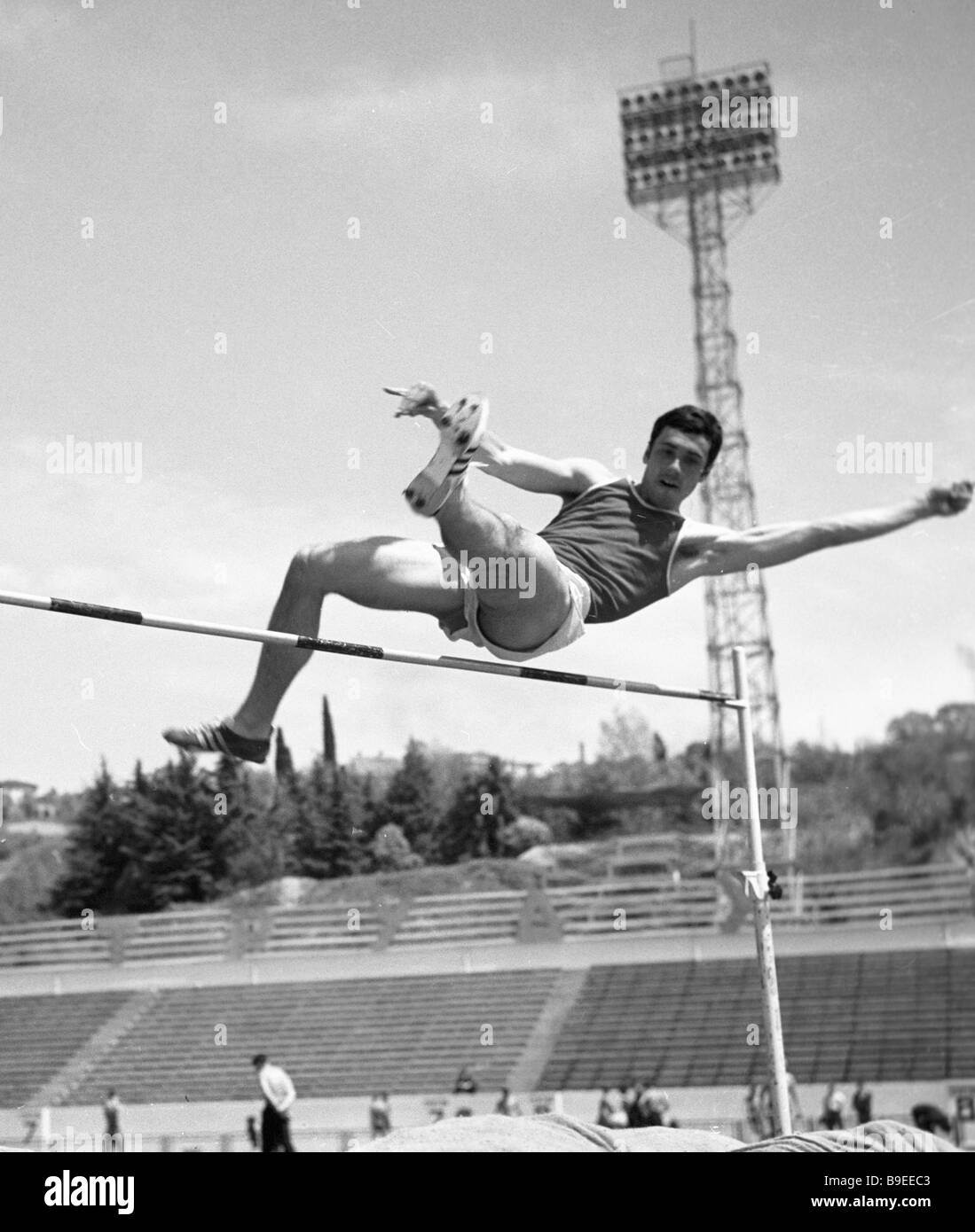 Soviet high jump champion Valery Skvortsov Stock Photo - Alamy