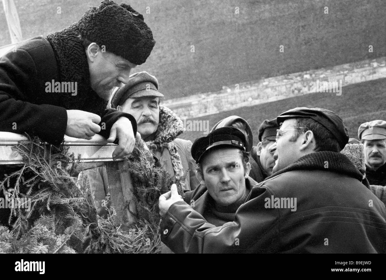 Director Guenther Reisch right and actor Mikhail Ulyanov left as Lenin ...