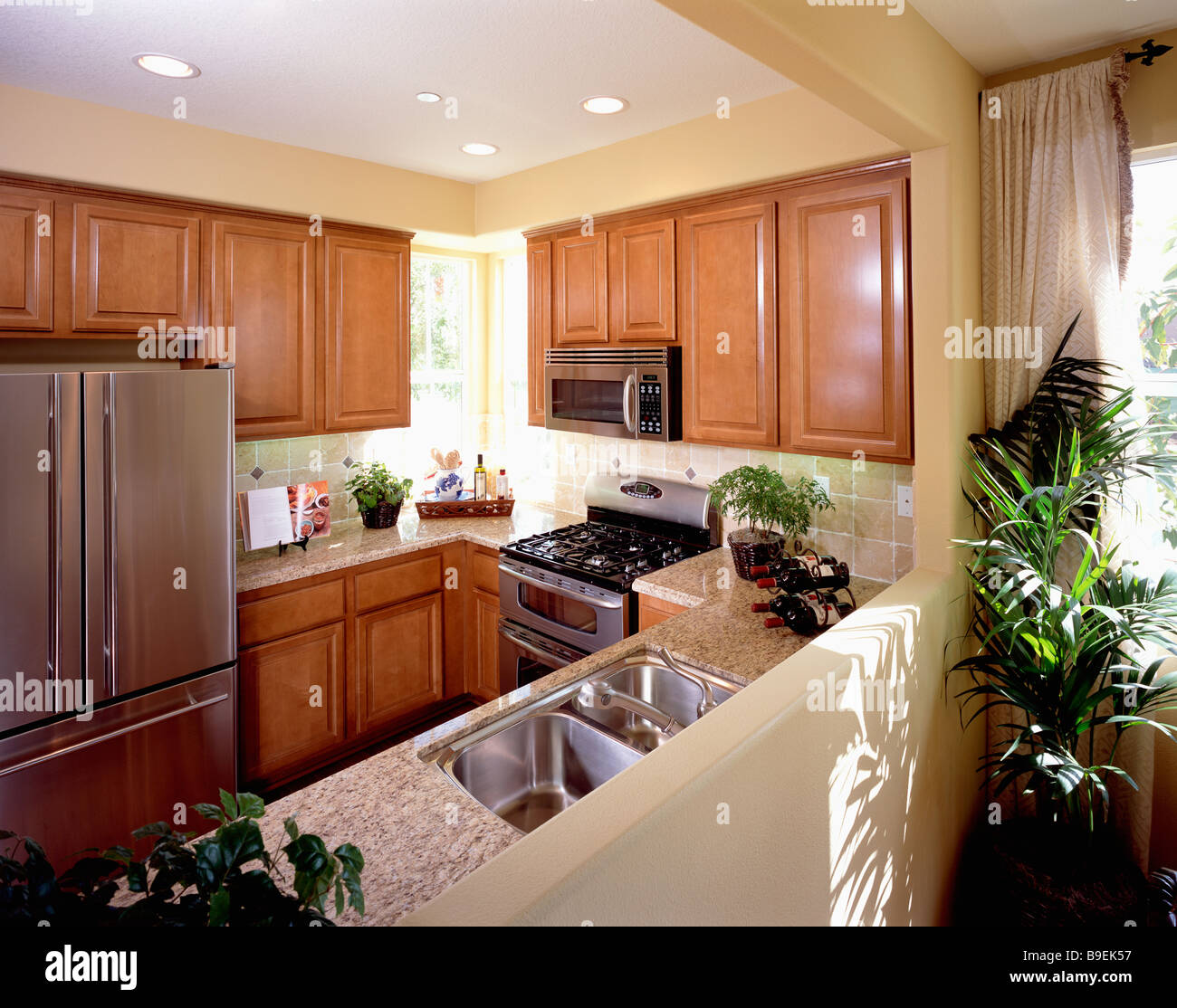 Simple traditional kitchen Stock Photo - Alamy
