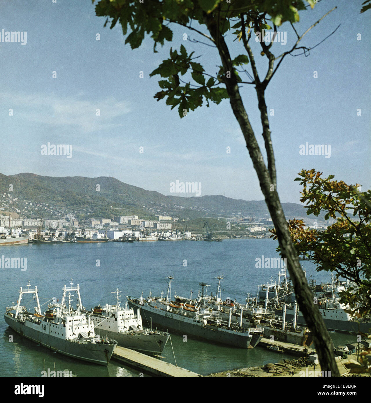 Ships in Nakhodka Bay Stock Photo - Alamy