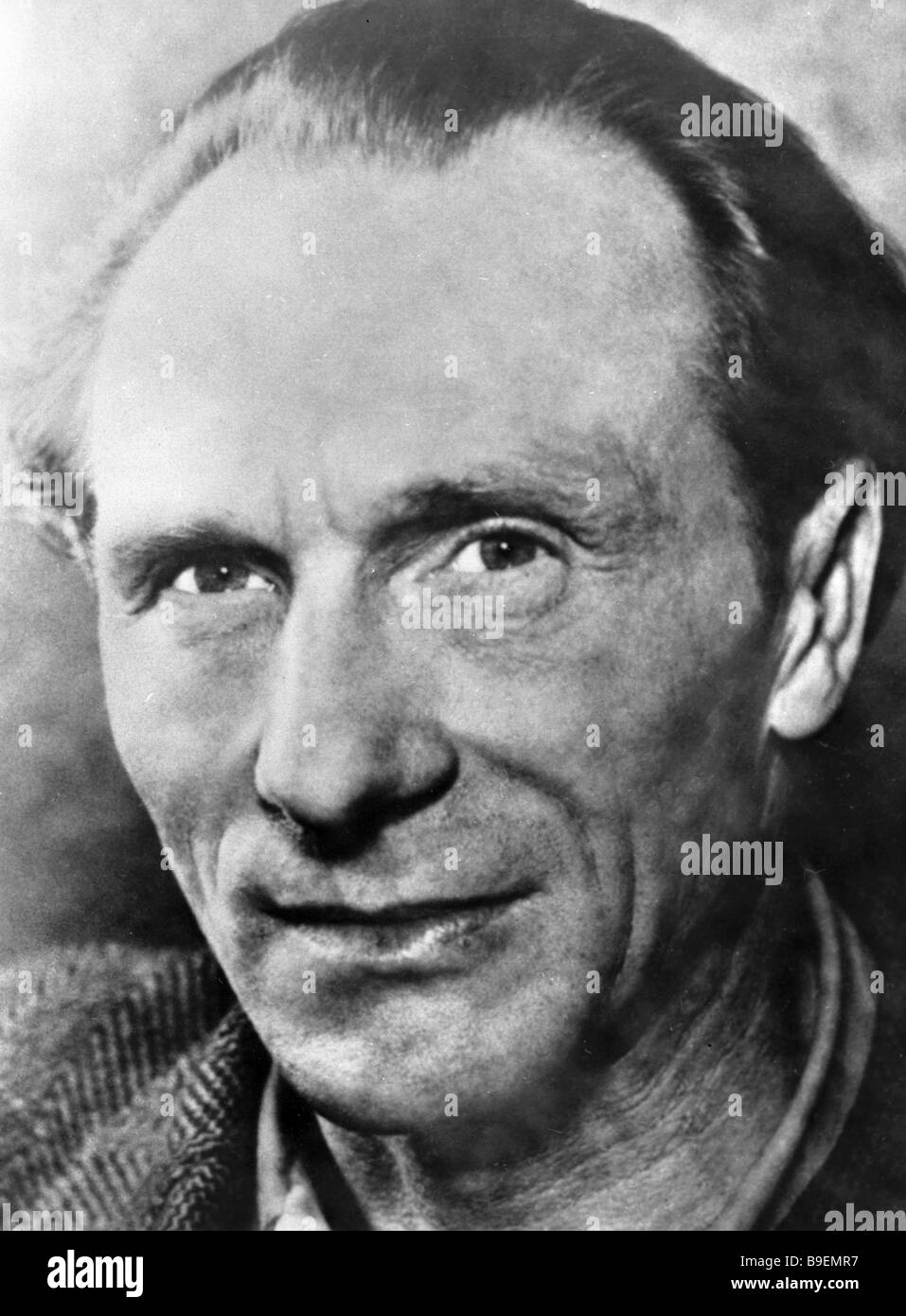 Ernst Busch High Resolution Stock Photography and Images - Alamy