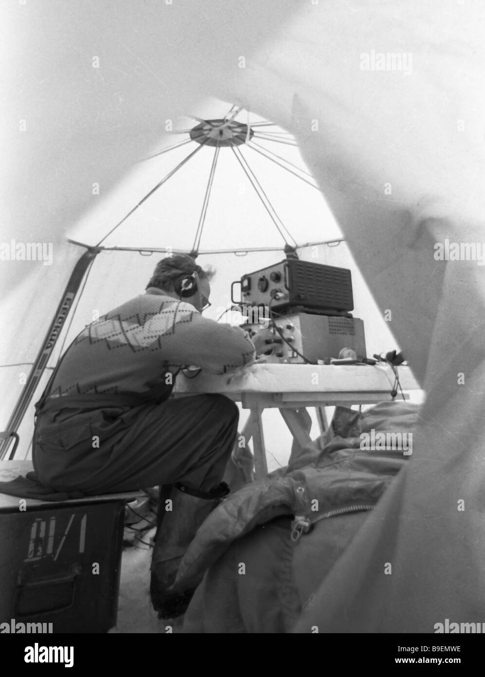 Chief radio operator of drifting Severny Polyus 24 station Leonid ...