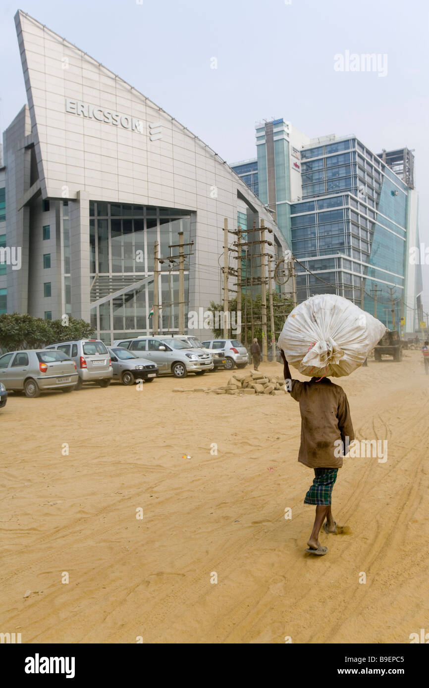 India tech company hi-res stock photography and images - Alamy