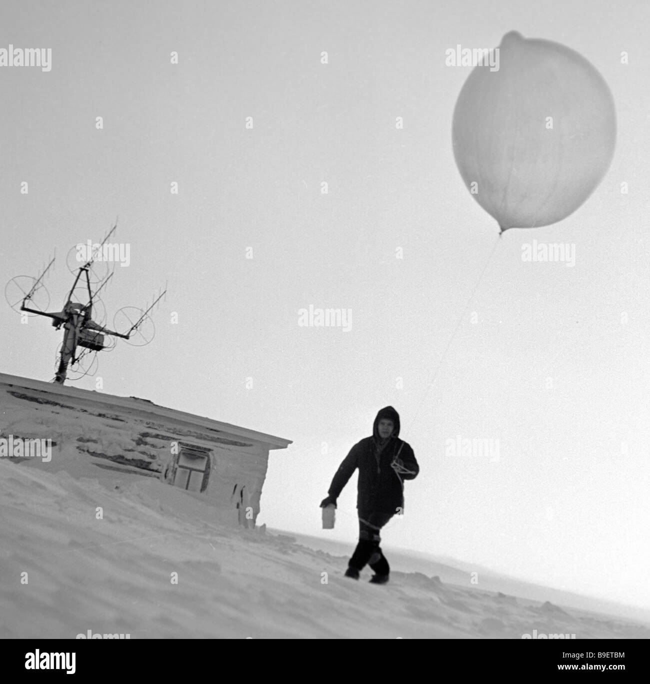 Radiosonde High Resolution Stock Photography and Images - Alamy