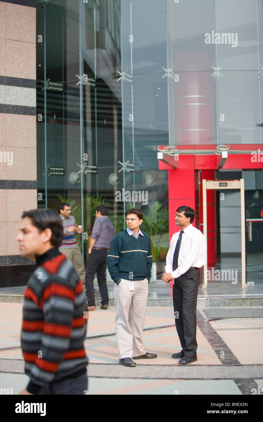 Employees lunch break hi-res stock photography and images - Alamy