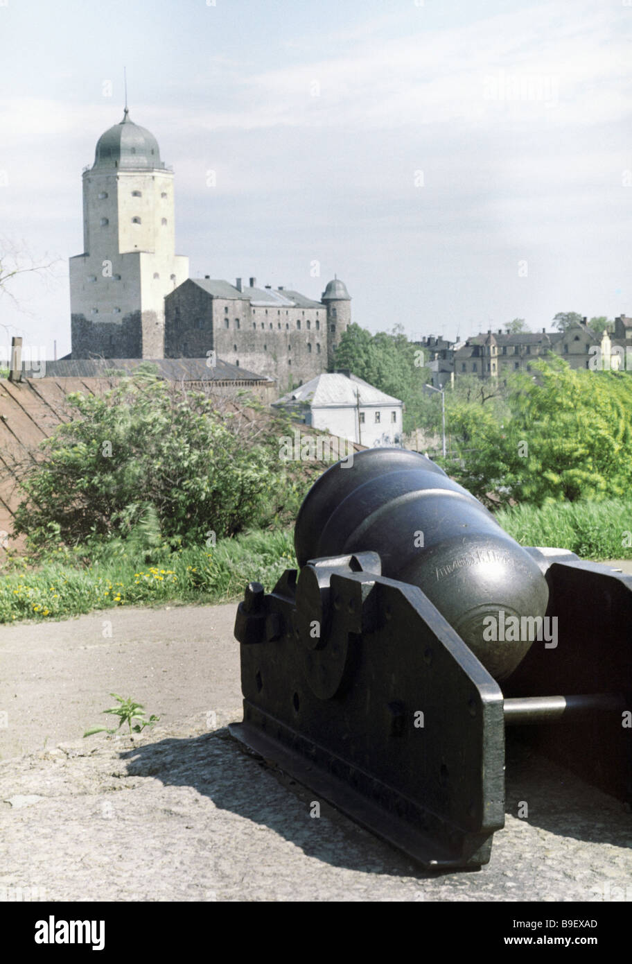 Ancient 1710 mortar in front of Vyborg castle Stock Photo - Alamy