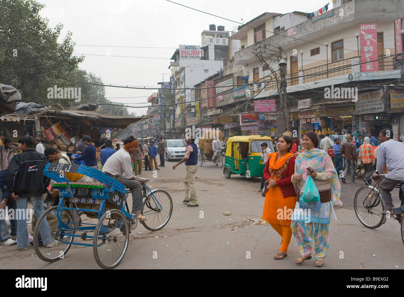 India Delhi Main Bazar Stock Photo - Alamy