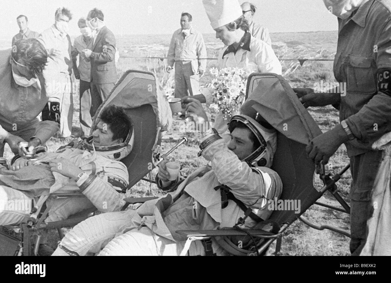 Space pilots and Heroes of the Soviet Union spacecraft commander ...