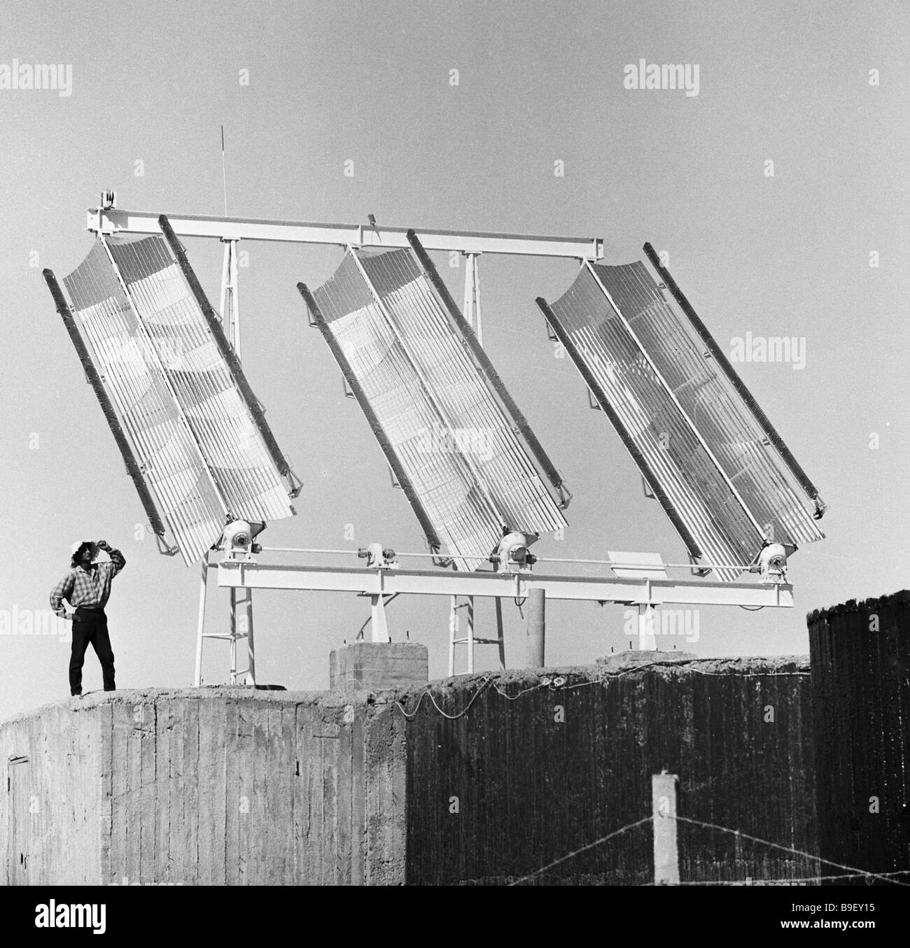 Thermal electric solar distiller Institute of Physics and Engineering ...