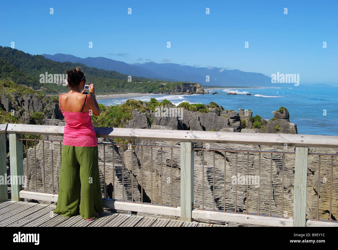 Lookout point, Pancake Rocks, Punakaiki, Paparoa National Park, West ...