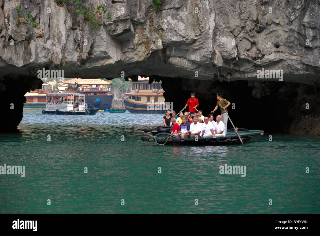 People and Islands of Halong Bay, Ha Long Bay, Northern Vietnam Stock ...