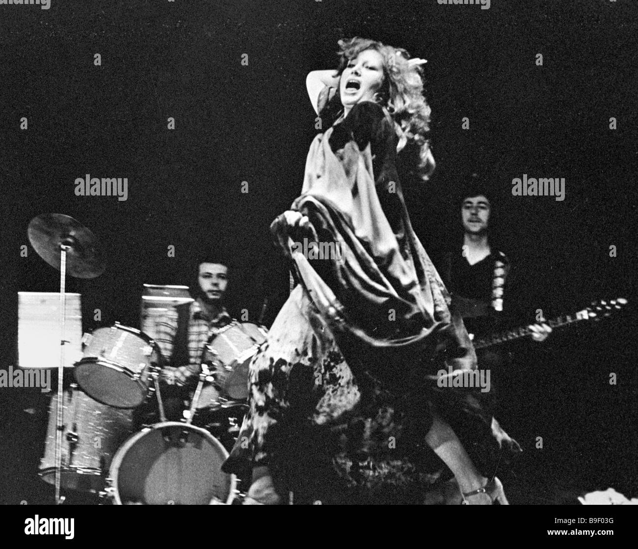 Singer Alla Pugacheva Stock Photo - Alamy