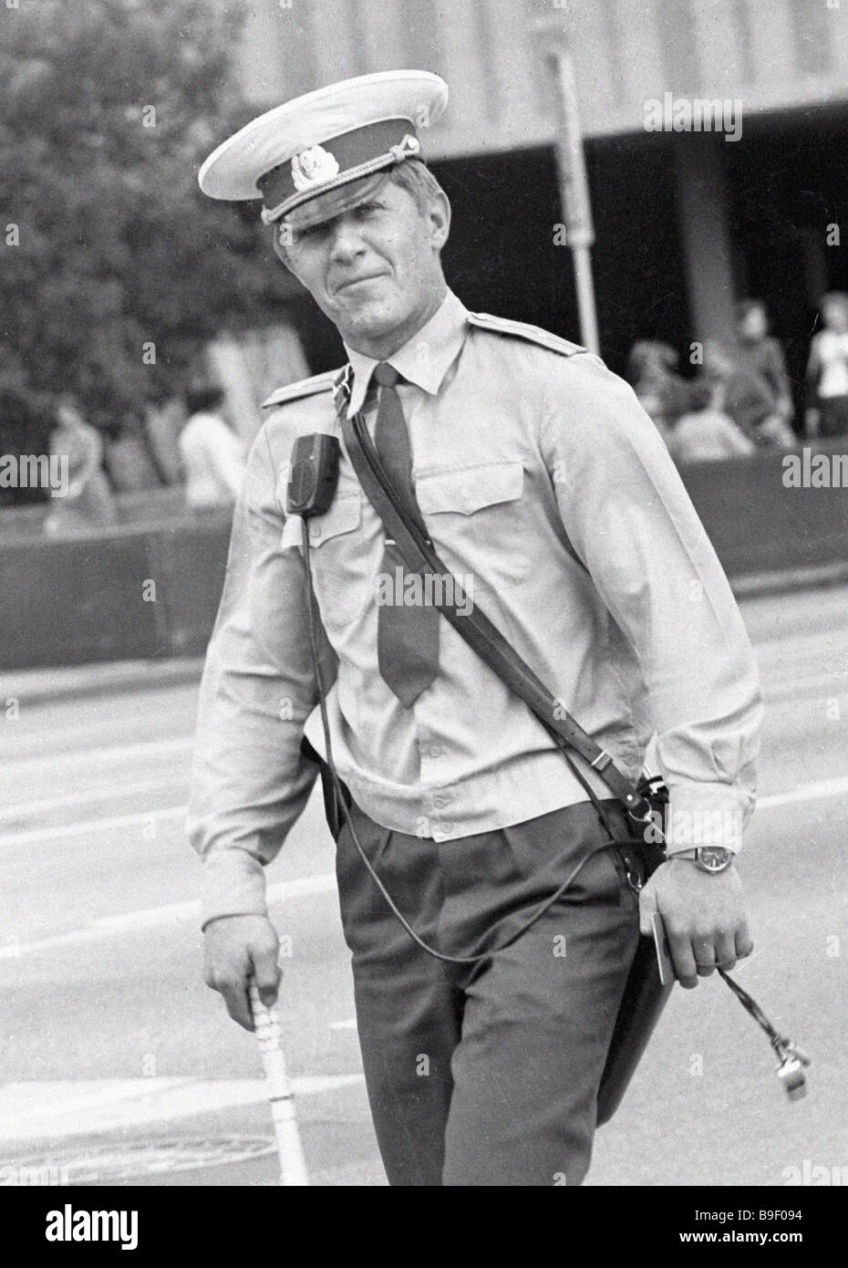 Traffic controller on a Moscow street Stock Photo - Alamy